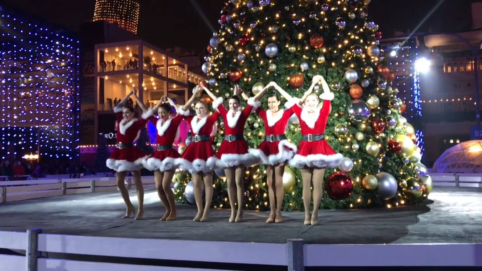 Holiday Entertainment - A-MAX ENTERTAINMENT