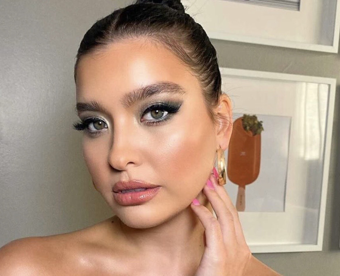 Erika Marosi - A-MAX ENTERTAINMENT