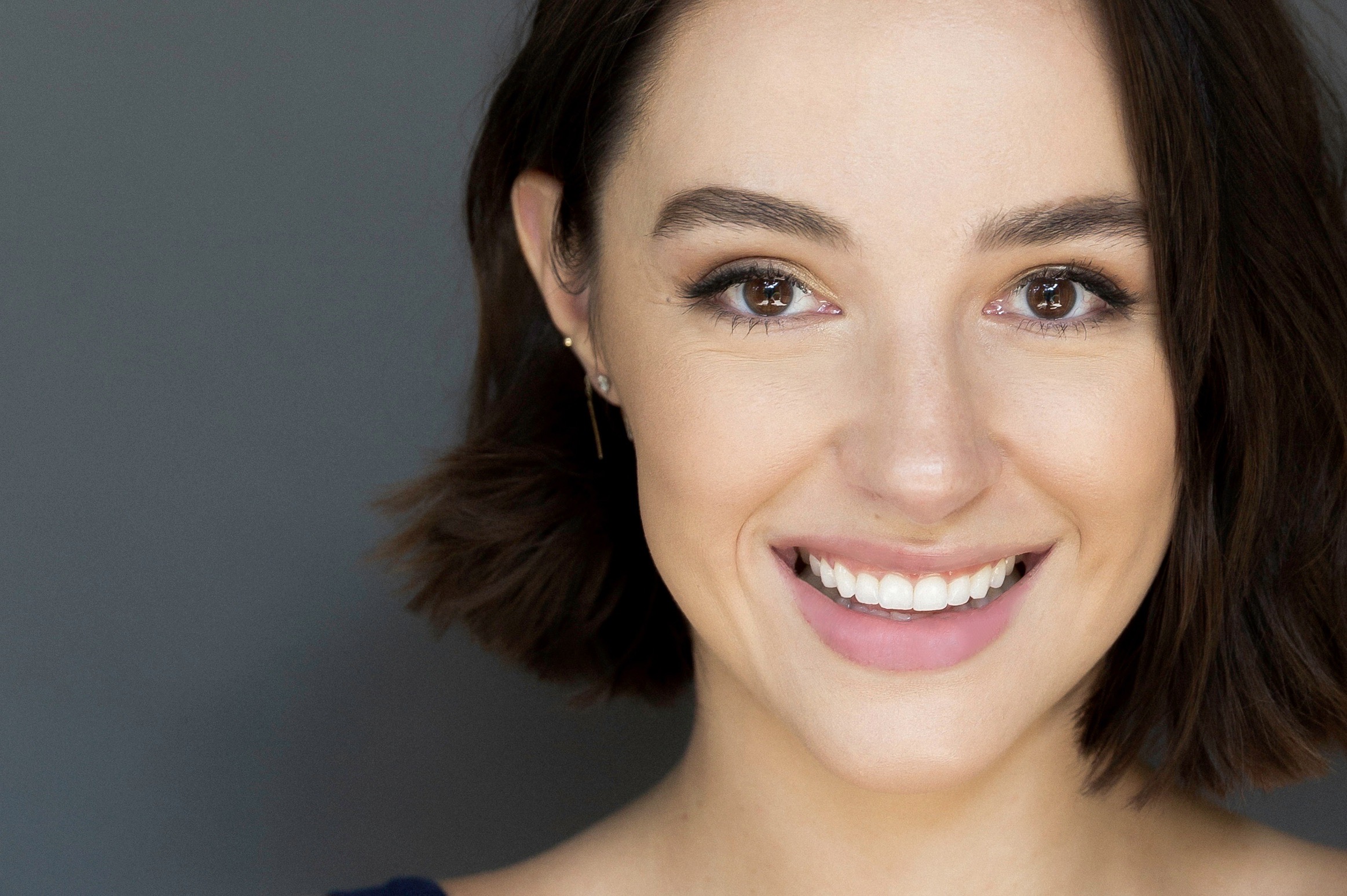 Nichole Weber - A-MAX ENTERTAINMENT